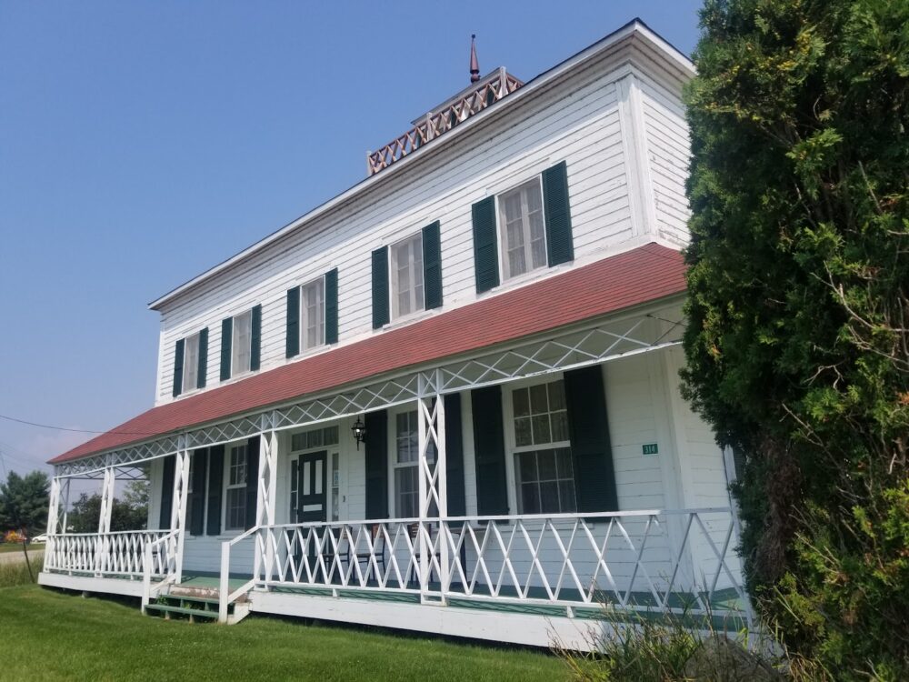 George Bryson House - Waco Vacation Rentals